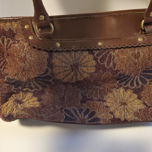 Relic | Bags | A Relic Womens Tapestry Patchwork Handbag Purse Satchel ...